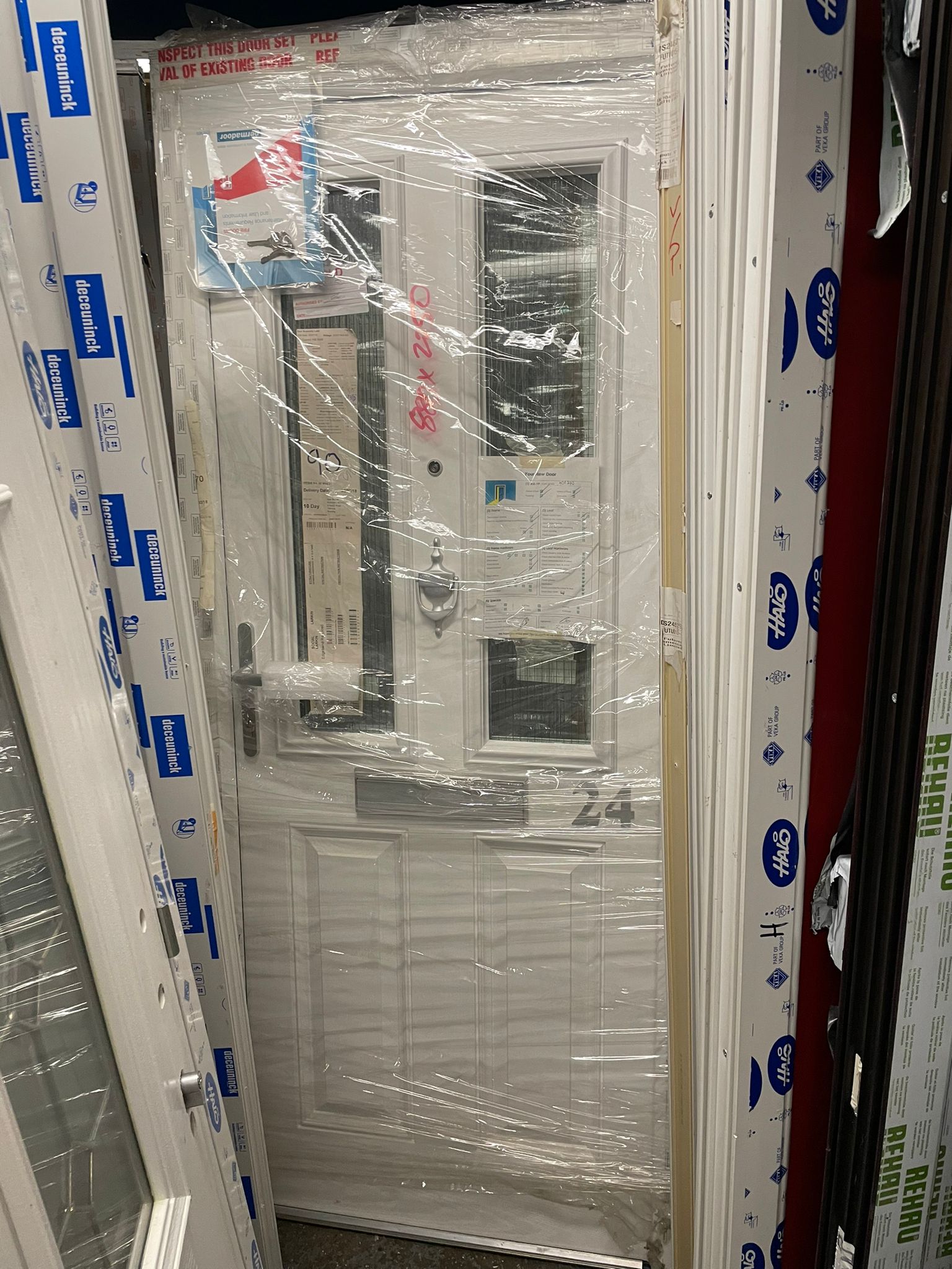 White Composite Traditional Door 880 x 2050 mm - DOORS 4U