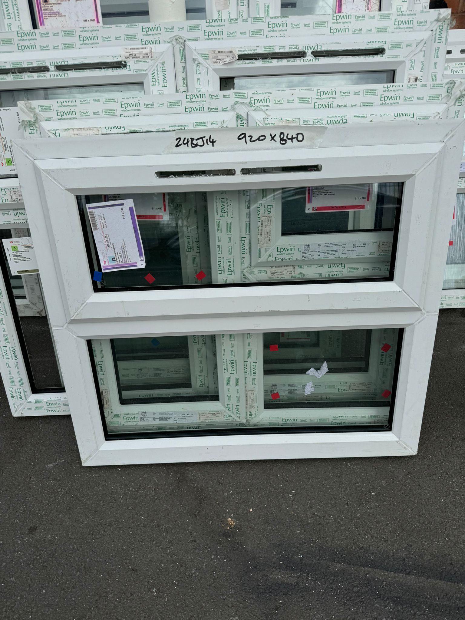 White Upvc Window 920 X 840 mm 24BJ14 - DOORS 4U
